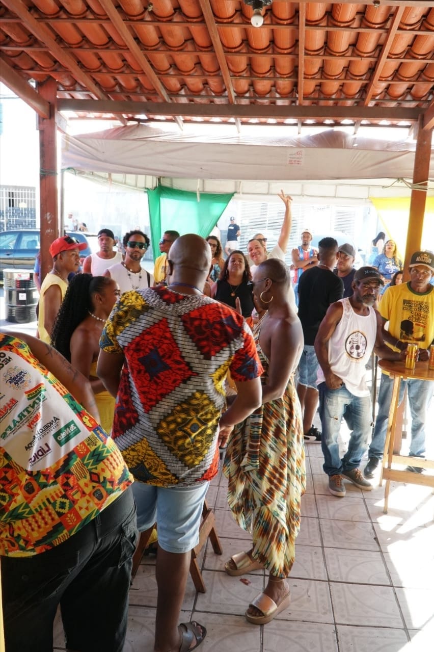 Temporada de ensaios, fortalece existência de blocos afro - Digaí Feira