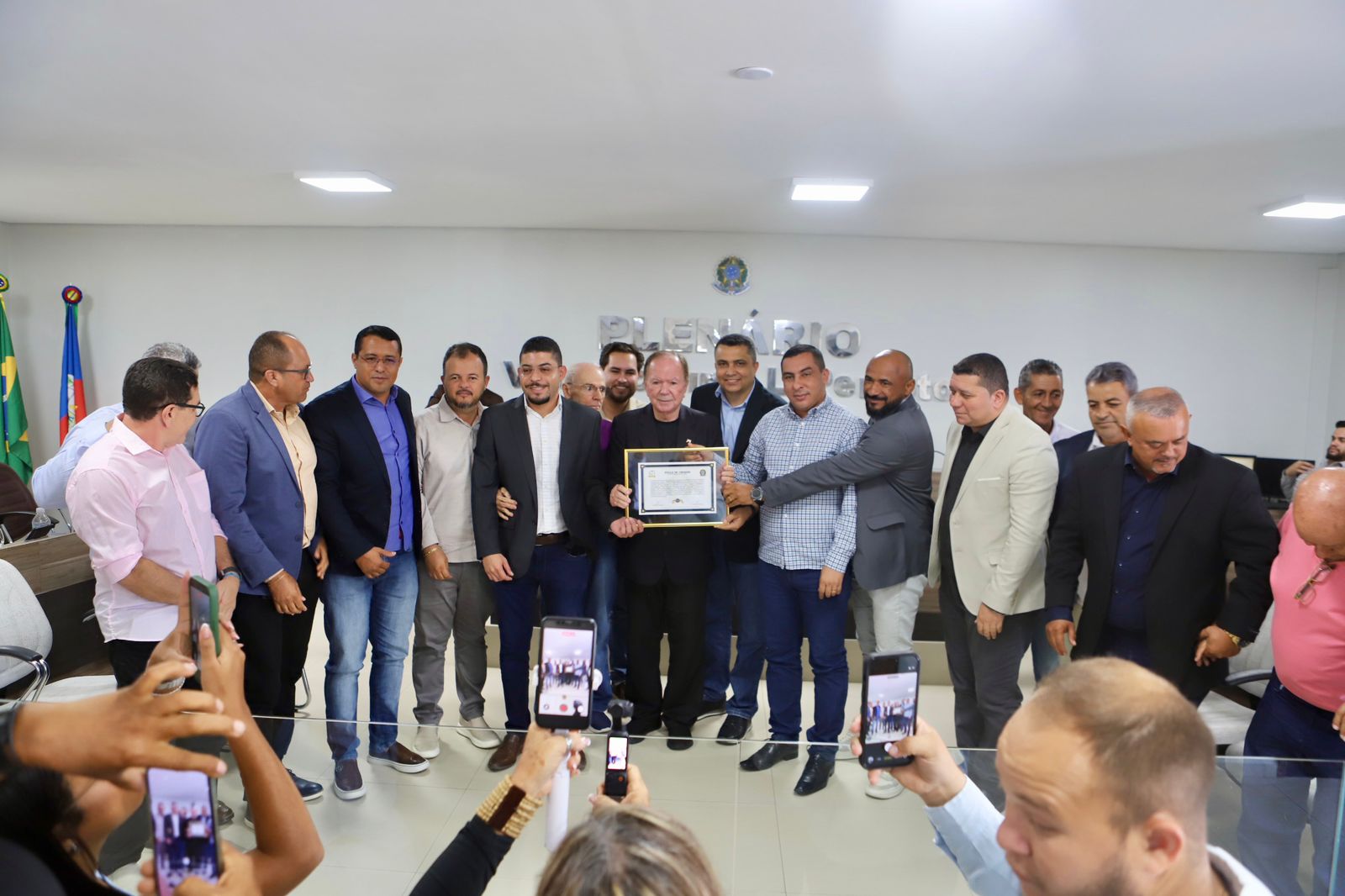 Deputado João Leão é homenageado com Título de Cidadão Pilão-Arcadense ...